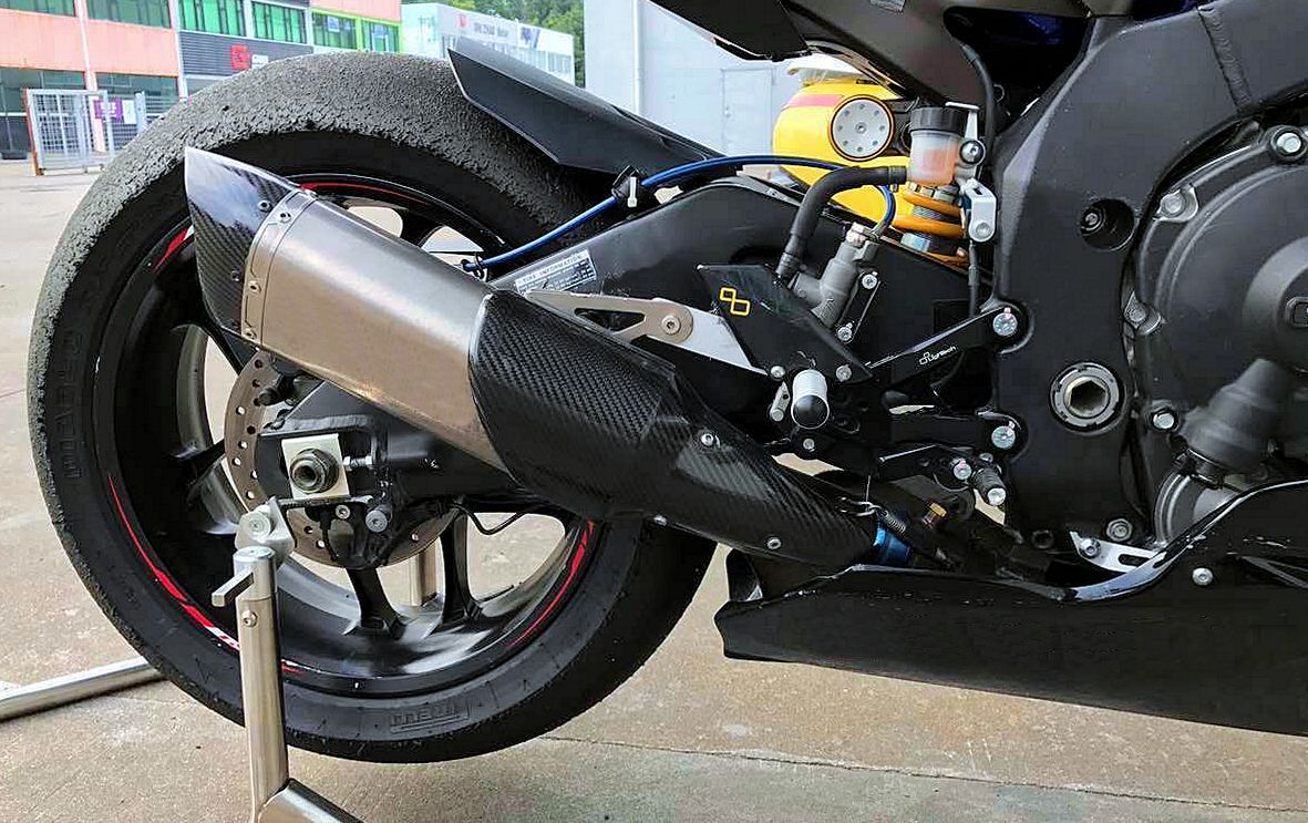 YAMAHA R1 / R1M VANDEMON TITANIUM EXHAUST SYSTEM 2015-2024 – VANDEMON USA